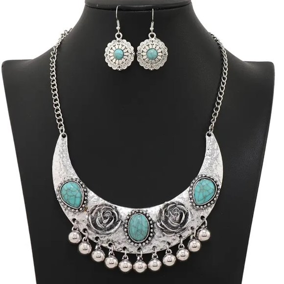 Jewelry | Vintage Moon Carved Gemstone Silver Turquoise Necklace And ...